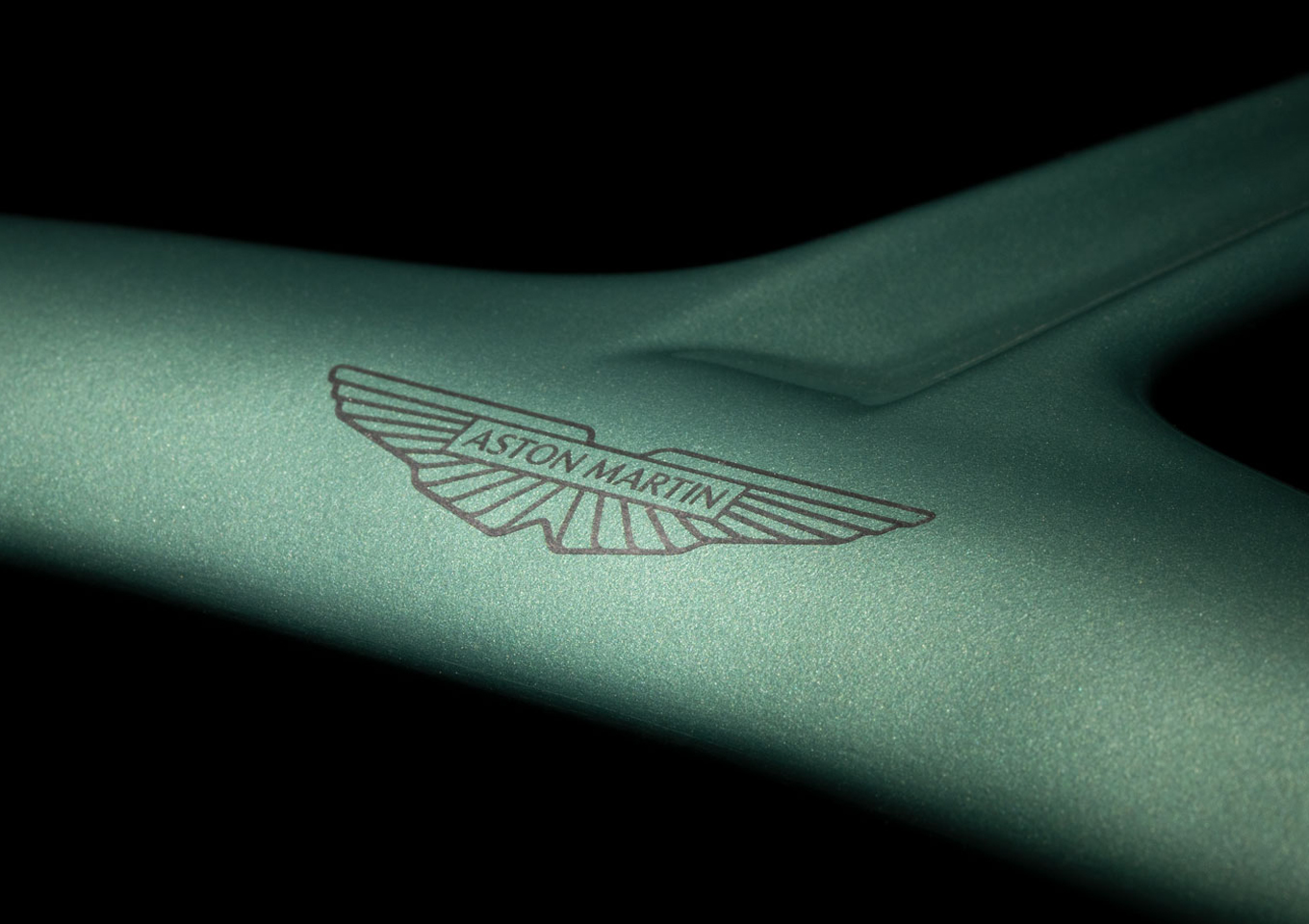 J.Laverack Aston Martin .1R – Build No.004 - Aston Martin x J.Laverack